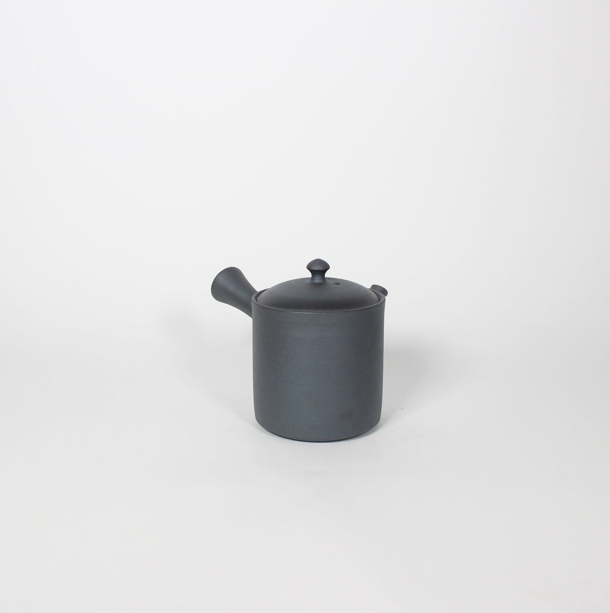 Japanese Tokoname Ceramic Kyusu Tea Pot II, Midnight/Black – EarthenArchive
