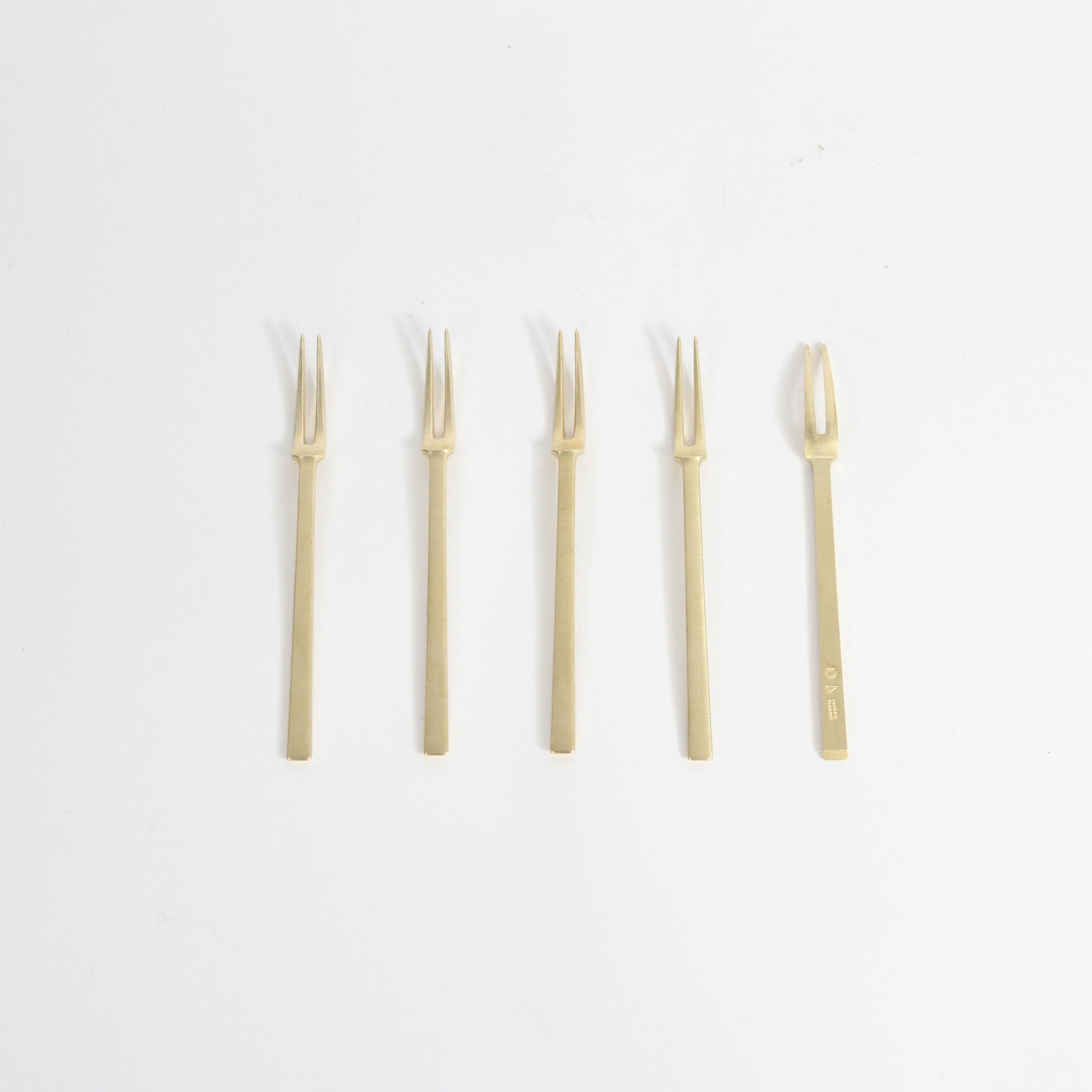 Japanese Brass Azmaya Petite Forks, Set of 5 – EarthenArchive